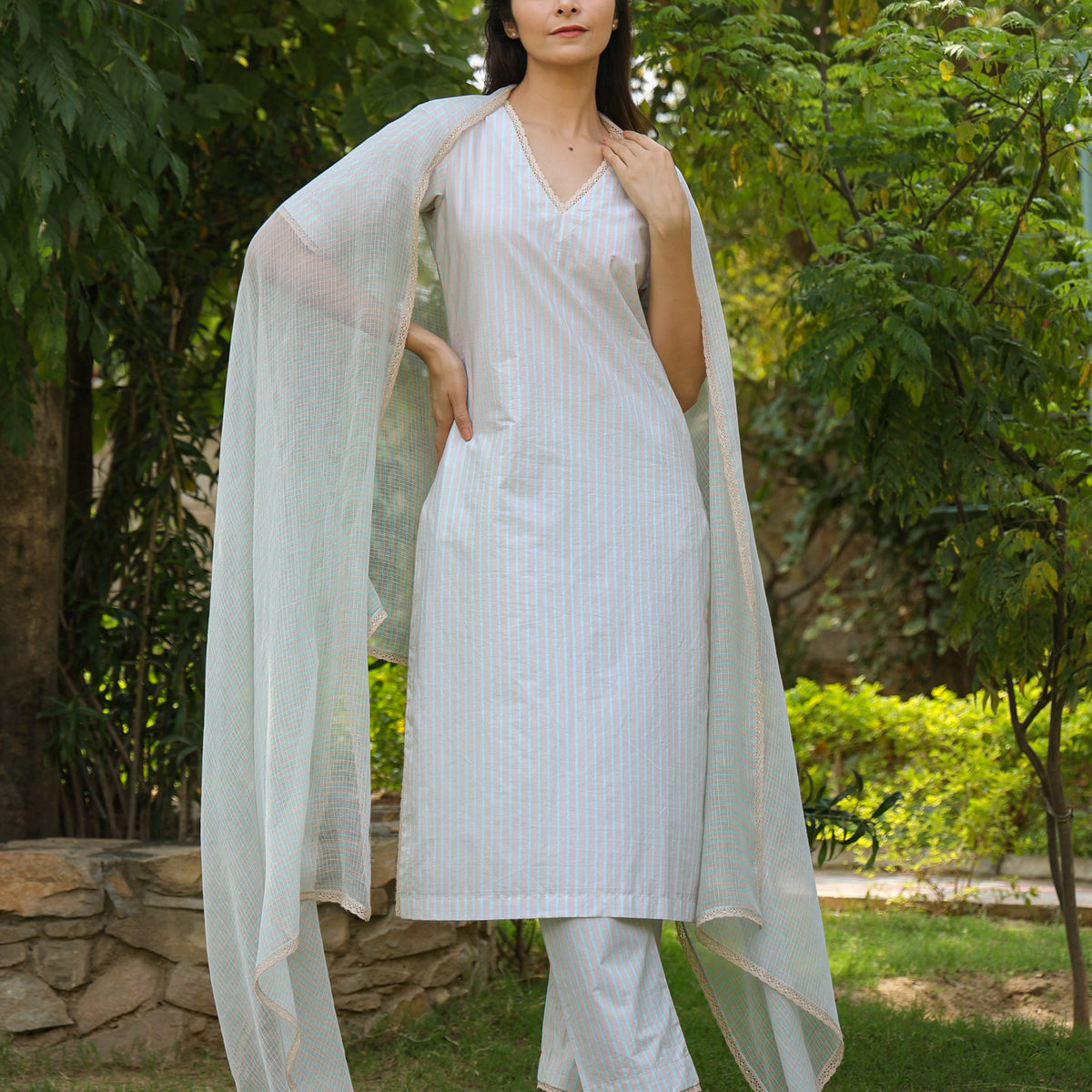 BABY'S BREATH Striped Suit Set – ILMA