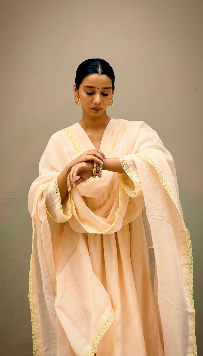 Priya Yadav in SPRING SYMPHONY Suit Set – ILMA