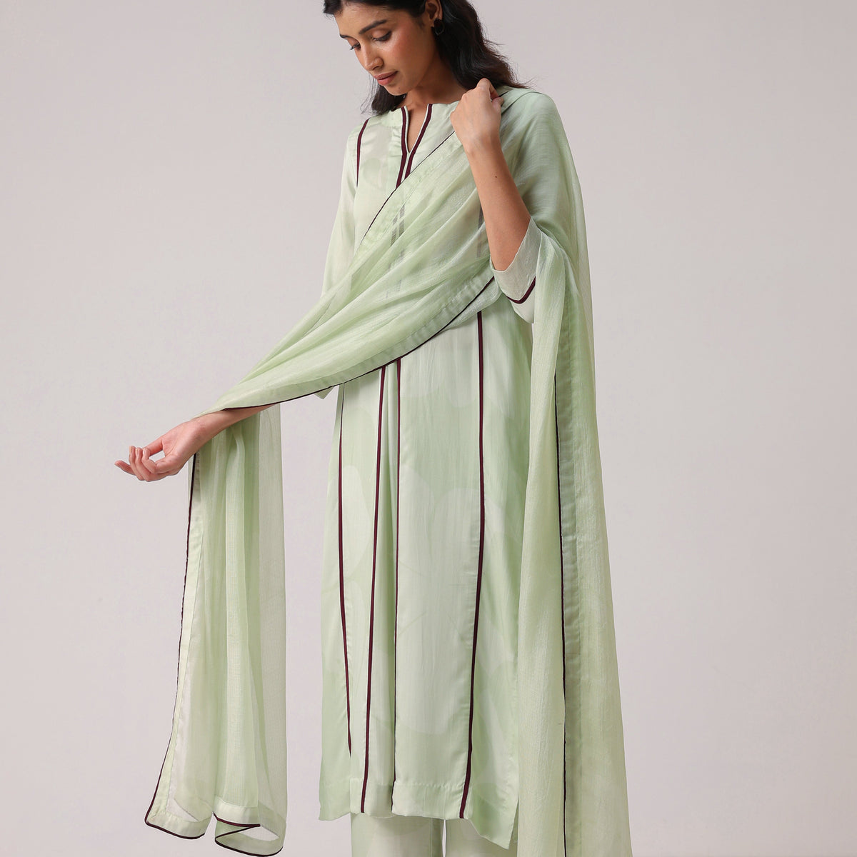 Petal Whispers Suit Set – ILMA
